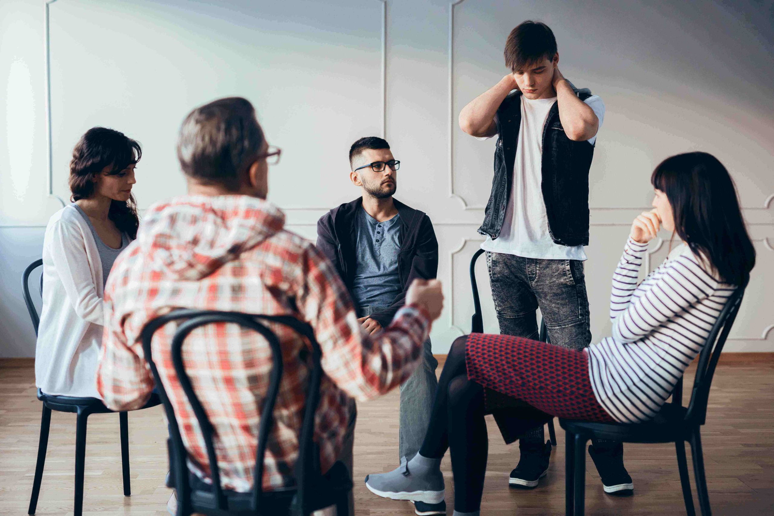 How Does Alcoholics Anonymous (AA) Work | Genesis Recovery